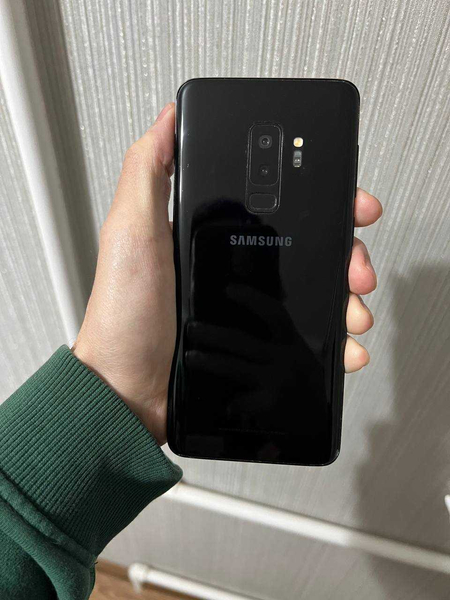 Продам Samsung Galaxy s9+