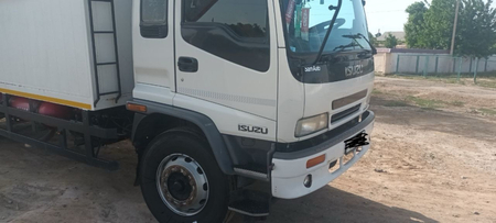 Isuzu yili 2018 probeg 490 000