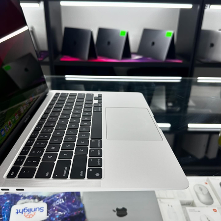 MacBook Air New 2 sikl