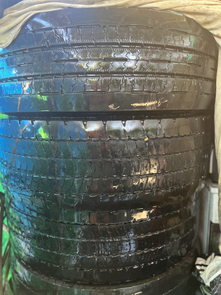Продаю резину на тягач и полуприцеп 315/70R22.5