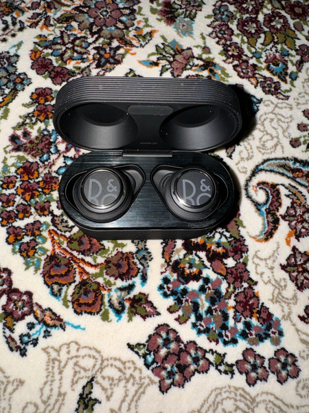 Наушники Bang Olufsen Bluetooth Earphone