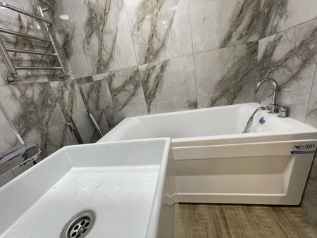 Продажа квартиры Буз базар 3/2/5 укомплектована 68м2