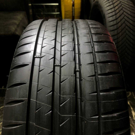 Michelin 245/40 ZR20 Sotiladi