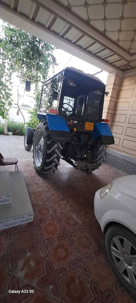 Traktor belarus 80.1