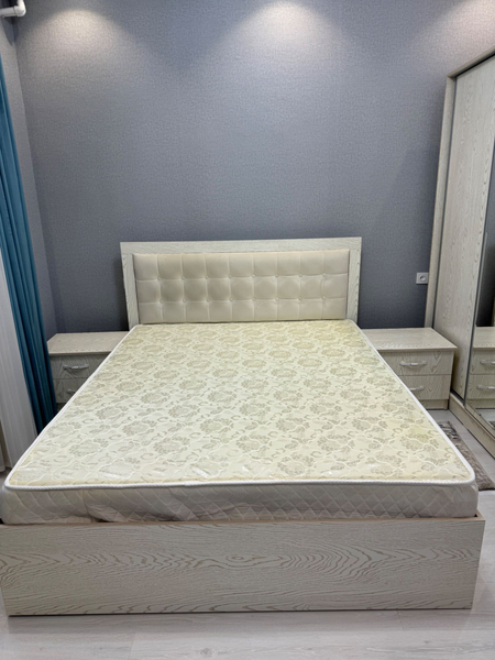 Mebel spalniy komplekt ugolok stol kuxoniy  SOTILADI HOLATI IDEAL