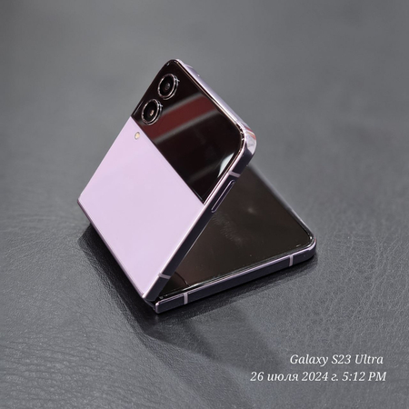 Galaxy Z Flip4, 256GB хранилишеще, 8GB Память