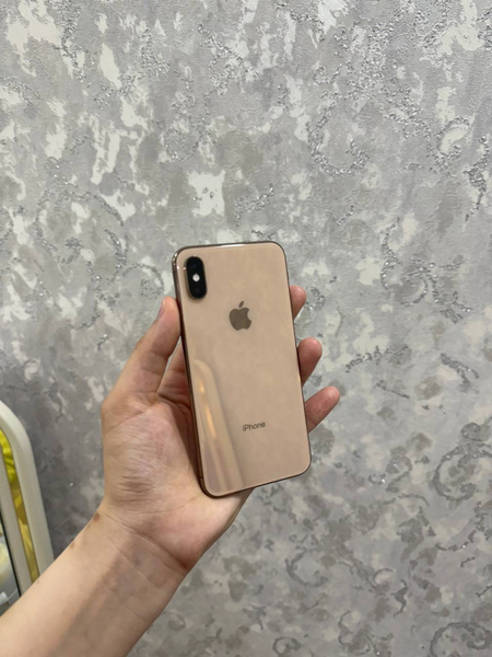 Iphone Xs sotiladi