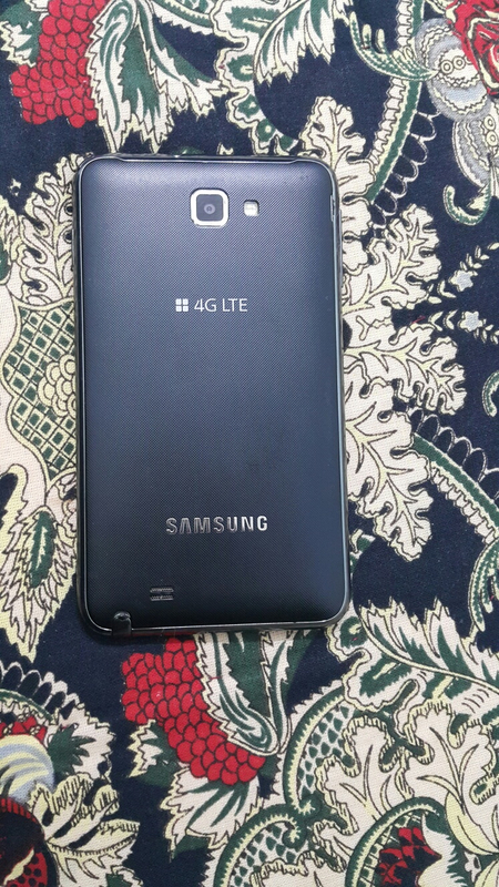 Samsung note1 сотилади