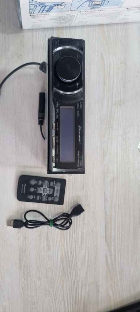 Pioneer. DEH-P6050UB