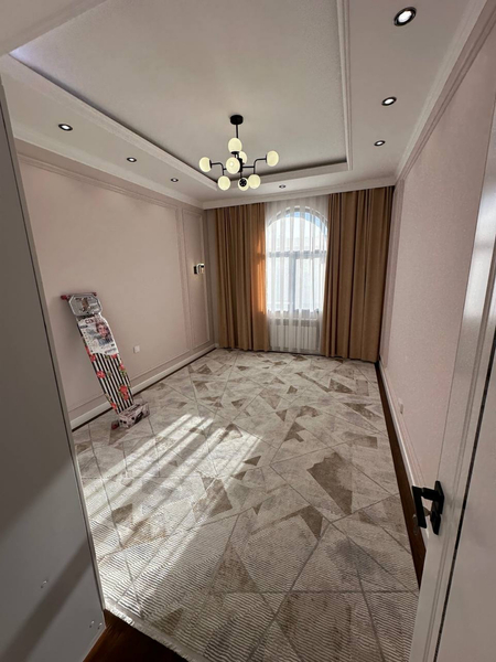 Сдаётся шикарная квартира в Жк Smart House!!! 3-ком на Бадамзаре!!!