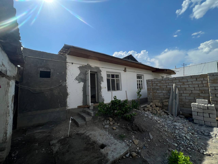 Маклер. Сдам дом Старые Сергели. 2 коа 3 соток. 300 у.е.