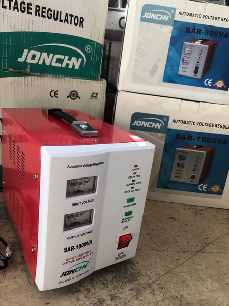 Стабилизатор Jonchn 1000 VA