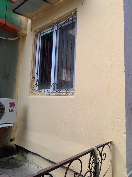 Yunusobod 7 kvartalda 2 xona 3 xona qilingan padvali bilan uy