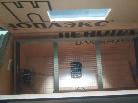 Инкубатор на 150 яиц