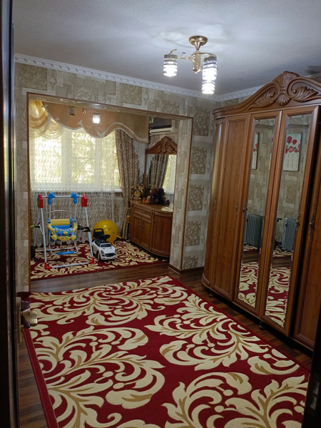 Продается 3х комнатная  квартира на 3-этаже