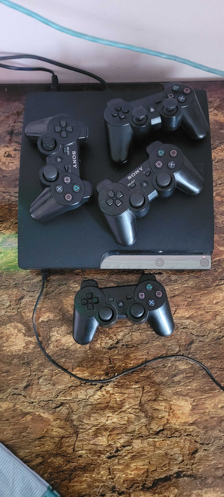 PS 3 SOTLADI srochna