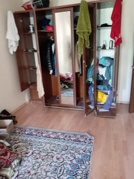 Yunsobod kvarterya bor 3kishi kerak sheriklikka
