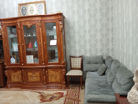 Продается квартира Чиланзар 1  высокопотолочка