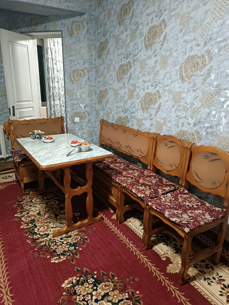 Кухонный уголок б/у. Дерево