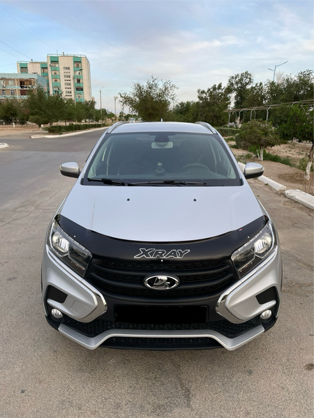 Lada Xray Cross 1.8