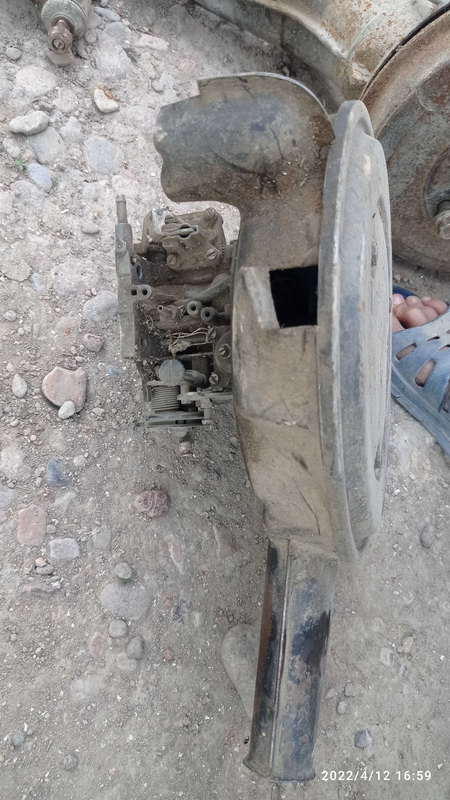 Bmw E28 zapchastlari sotiladi faqat rasmdagilar