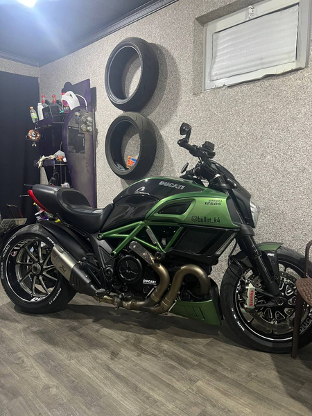 Продается Ducati diavel