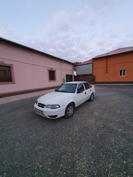 Nexia 2 donc 2015 benzin (10.500km) 4 pozitsiya luks konditsaner