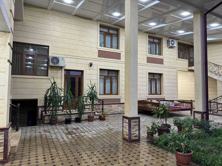 Дом Кибрай 350 м², 6 соток, ор-р улица Кибрайская, Хокимиат