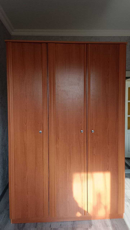 Продам Шкаф б/у состояние среднее