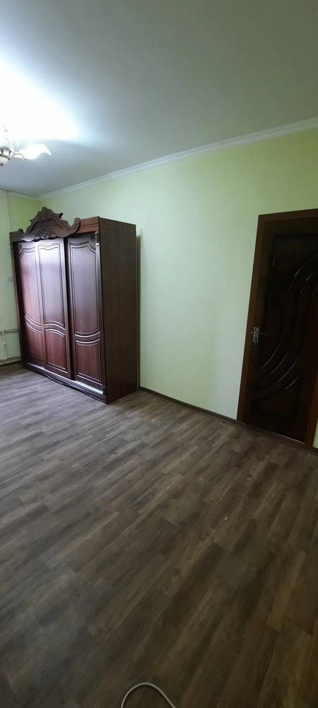 Sergiliy 4 kvartira oyla bola qizla