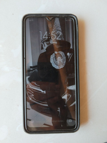 Redmi 9 a holati yaxshi