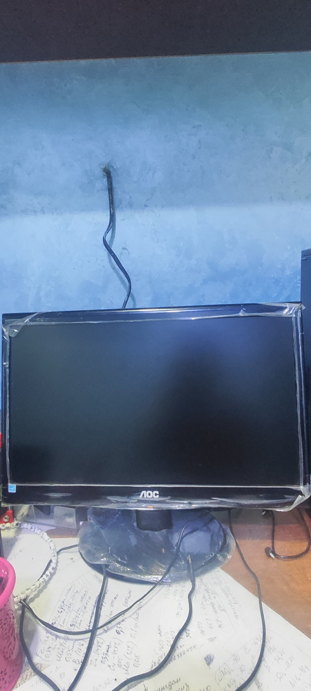 Продается монитор AOC e950Swn led 47cm 18.5