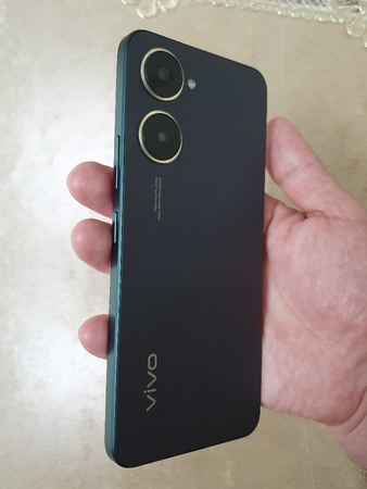 Srochna sotilvotdi Vivo Y03 8/128Gb Orginal  Sastayani ideal yenigde
