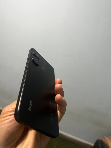 Redmi 13c.  Yap-yangi. karobka telefon