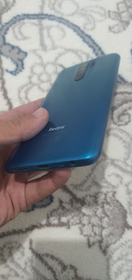 Redmi 9 4 /64 ideyal sastayani aybi yuq