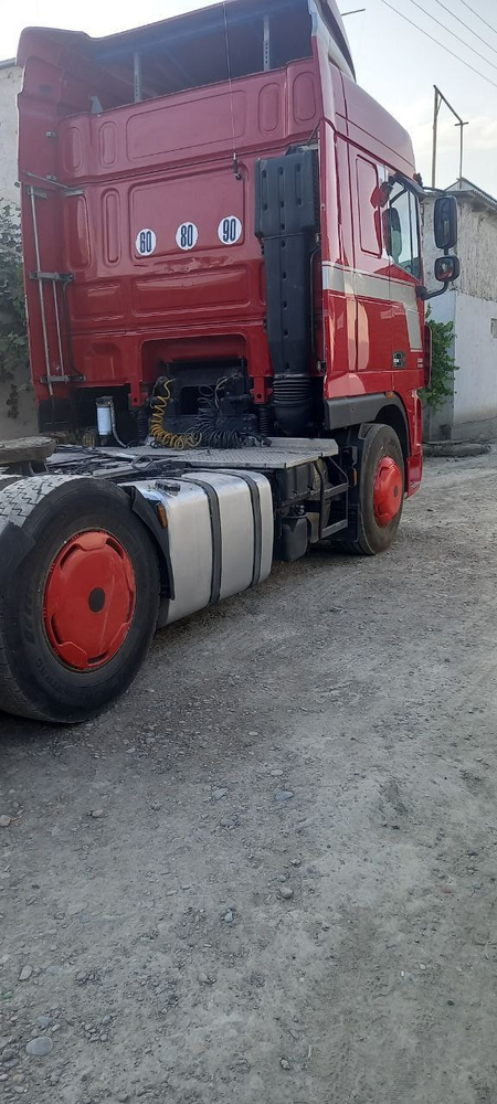 Srochni sotiladi Daf