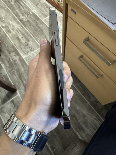 Iphone 12 pro LL/a