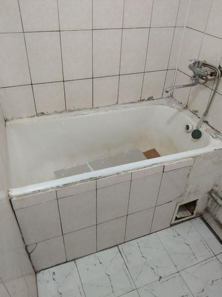 Срочно продается. 1 комнатная квартира в чирчике тройцке
