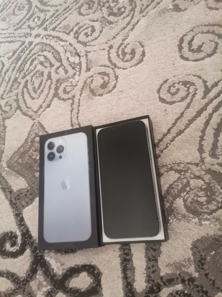 Iphone 13 Pro Max 128GB.
Ekran ketgan