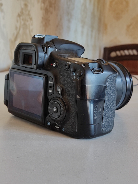 Canon  EOS  60d.