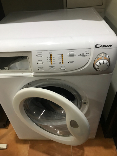 Kiryuvish moshina ustasi Zanussi
