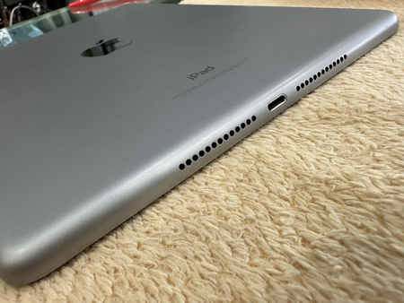 iPad (6-ого поколения)