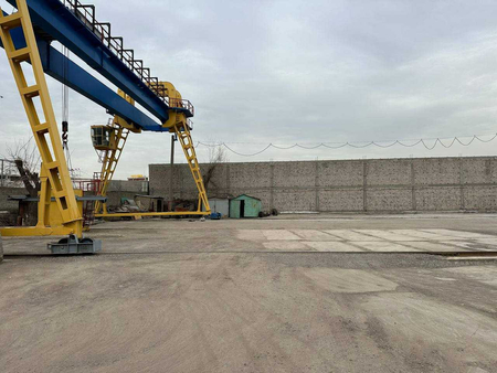 Срочно продаётся 2 га. производственная база!