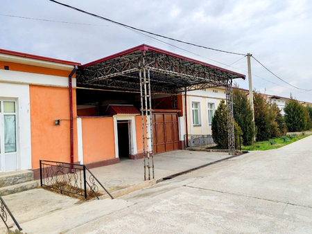 Барча турдаги бино ва иншоатлар томини ёпиш хизмати