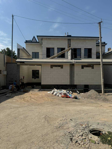 V5127 продается КОТТЕДЖ Ул.Чинабад Санатория Юнусабад 1 Соток5 ом