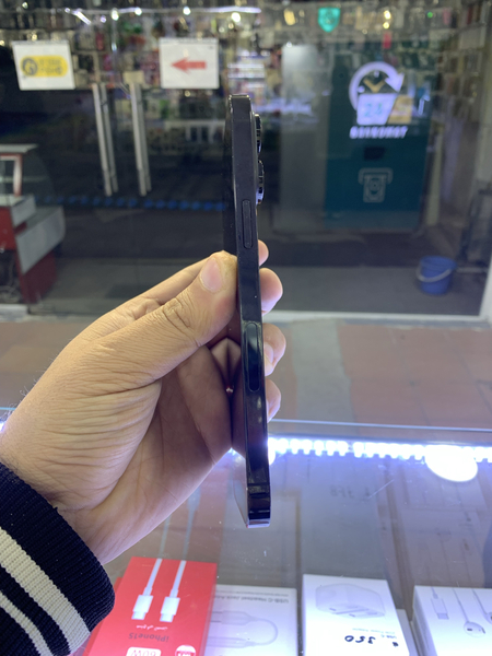 14 Pro Maxs 256 Yesm Karopka Dakmnt