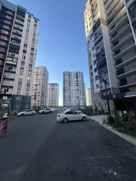 Срочна продажа яшнабод тумани олмос махаласи