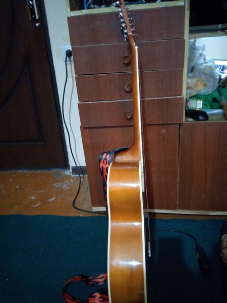 Gitara Acustik CARAVAN MUSIC sotiladi