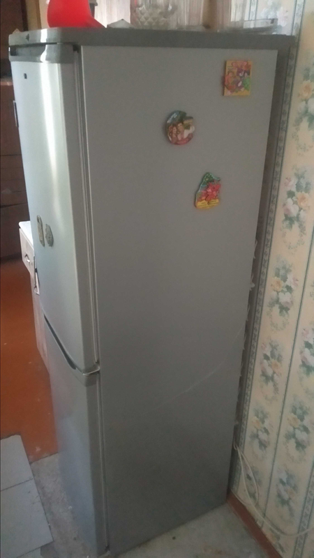 Холодильник Бирюса