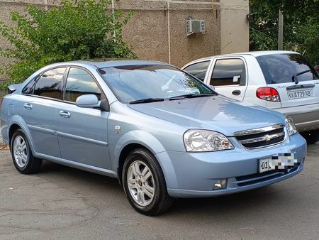 Лачетти 1,6 автомат. 2013